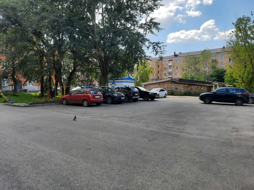 Otoparklar Парковка, Perm, foto