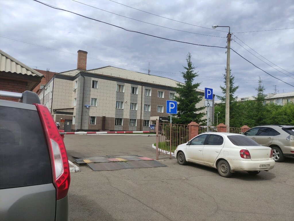 Polis merkezleri Otdeleniye po delam nesovershennoletnikh, Krasnoyarsk, foto