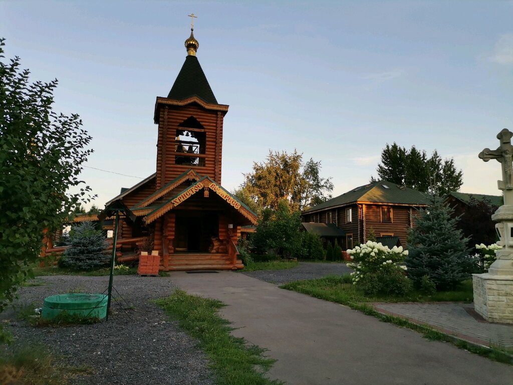 Şapel, haç anıtı Часовня Димитрия Солунского, Moskova, foto