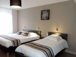 Hôtel le Cadoudal (Place Notre Dame No:9, Auray), otel