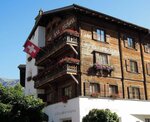 Hotel Chesa Grischuna (Graubünden, Prättigau/Davos, Bahnhofstrasse), otel  Graubunden'den