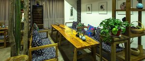 Nanting Humanities Hotel - Zhangjiajie (Hunan Province, gorodskoy okrug Chzhantszyatsze, Zhangjiajie Hehua International Airport), otel  Zhangjiajie'den