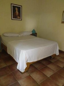Hotel Loro Tuerto (44), otel  Barahona İli'nden