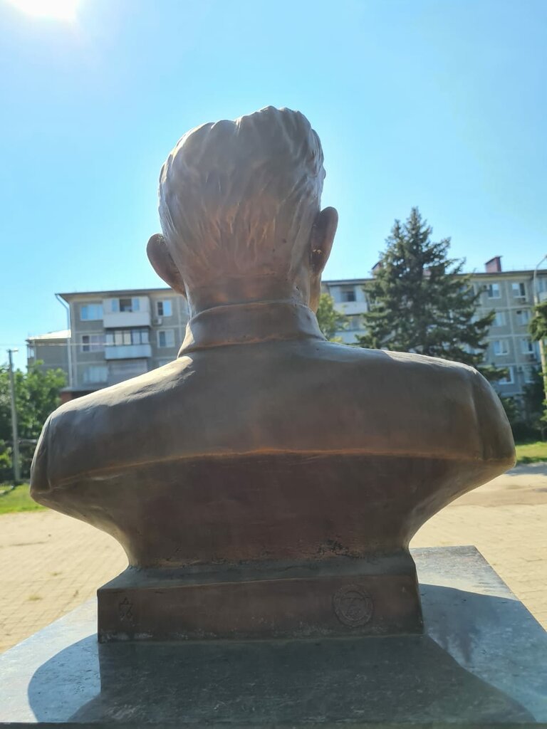 Anıt, heykel Г.Т. Невкипелый, Krasnodar, foto