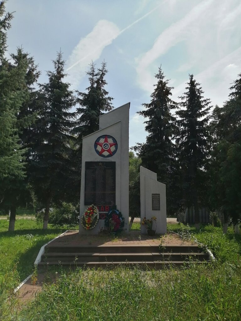 Anıt, heykel Обелиск Слава героям, Tulskaya oblastı, foto