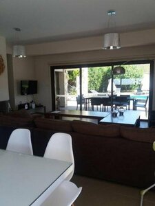 Villa Angela (Paphos District, Moni Agiou Neofytou), otel  Baf İlçesi'nden