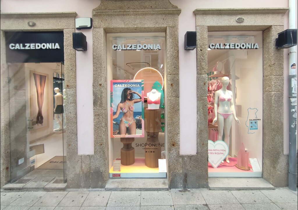Giyim mağazası Calzedonia, Porto, foto
