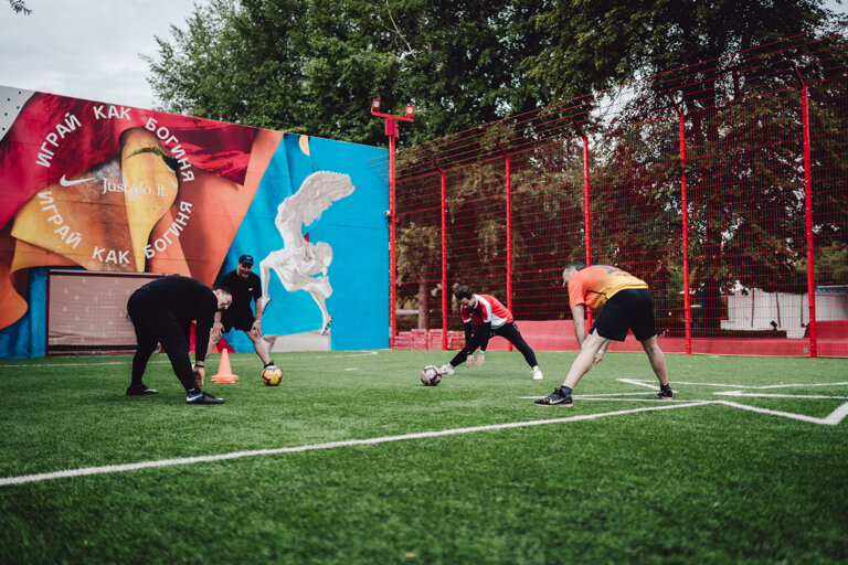 Spor ve eğlence merkezi Nike Box Msk, Moskova, foto
