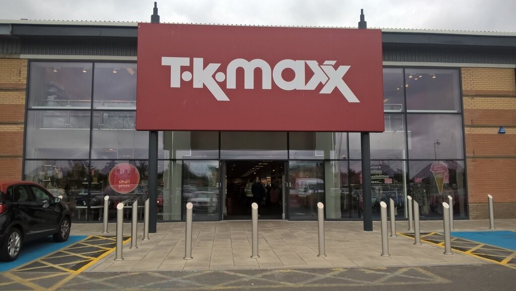 Büyük mağazalar Tk Maxx, İngiltere, foto