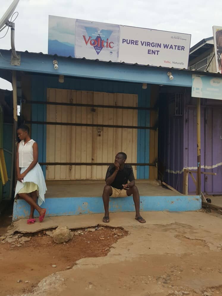 Su satışı Pure virgin water enterprise, Dünya, foto