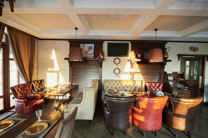 Kavkaz (spusk Gertsena No:50А, Novocherkassk), restoran  Novoçerkassk'tan