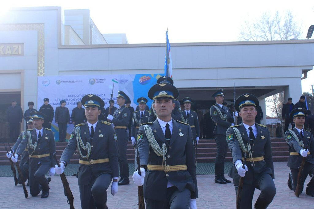 Kültür merkezleri Hamza Cultural Center, Uchqurghon District, Nemengan eyaleti, foto