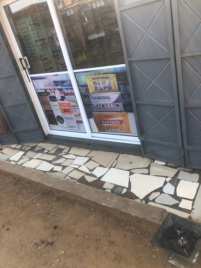 Eczaneler Elelyn korkor, Dünya, foto