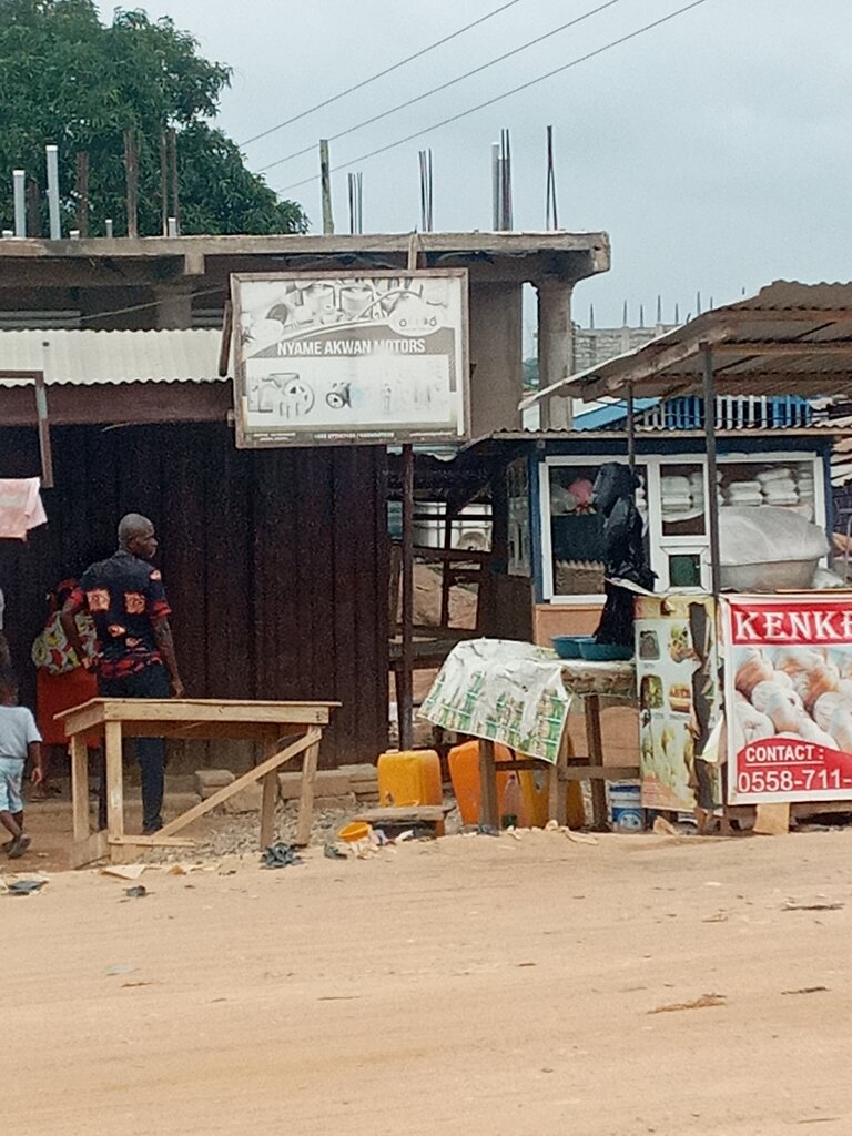Motosiklet yedek parçaları Nyame akwan motors, Dünya, foto