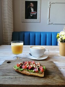 Honey Bunny (Zelyonaya ulitsa No:9, posyolok Dubovoye), kahve dükkanları  Belgorodskaya oblastından