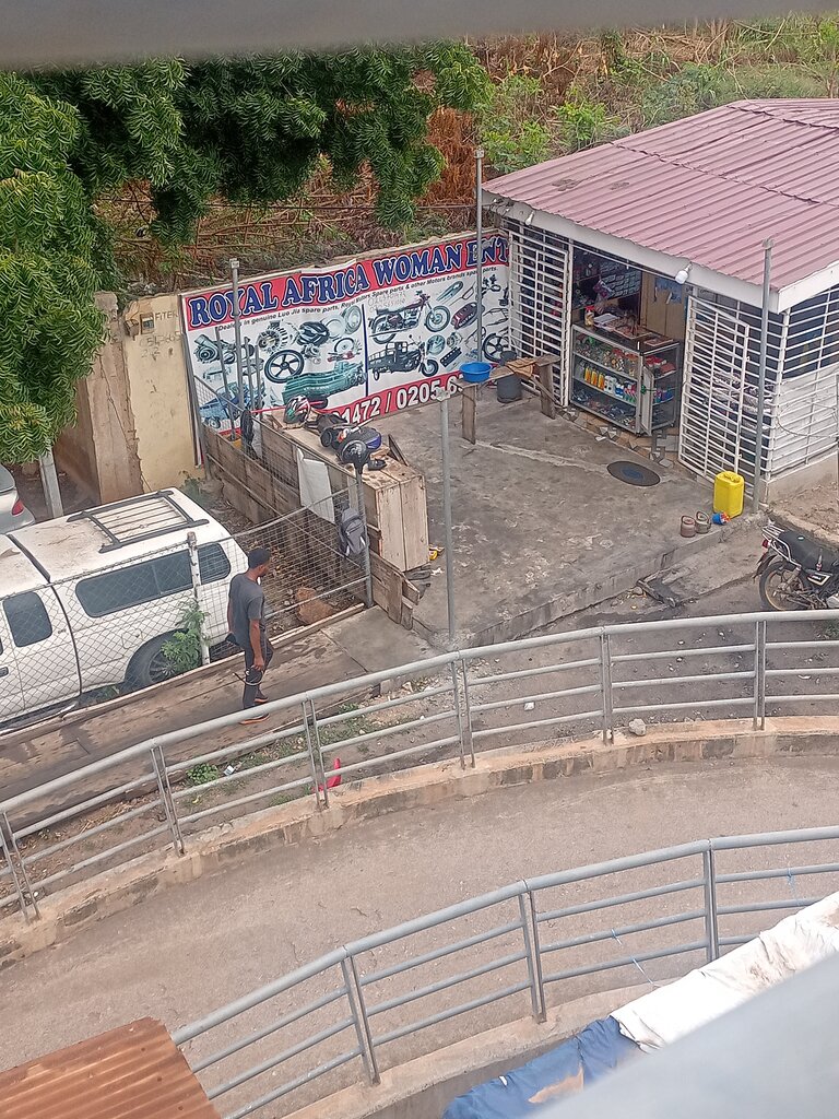 Oto aksesuarları Royal Africa woman enterprise, Dünya, foto