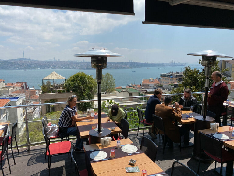 Restoran Ali Ocakbaşı Gümüşsuyu, İstanbul, foto