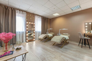 Coli Lash & Brow (Soyuznaya ulitsa No:1В, Odintsovo), kaş ve kirpik salonu  Odintsovo'dan