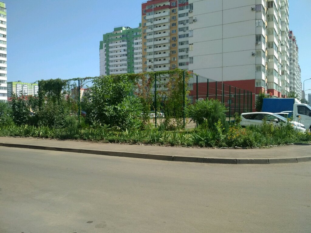 Spor alanı Спортивная площадка, Krasnodar, foto