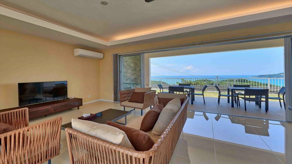 Otel Viaul Sky Villas Unten, , foto