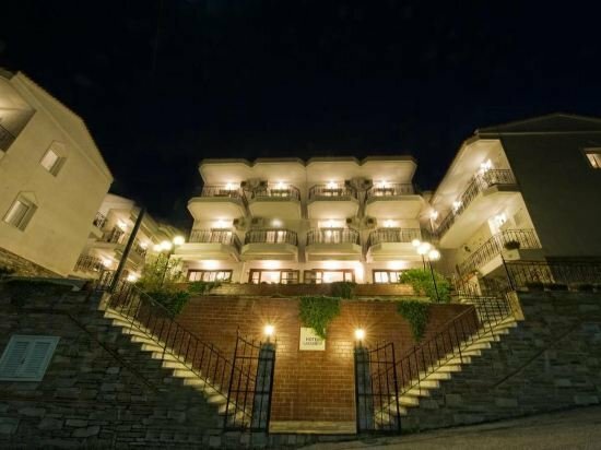 Otel Lazaridis, Dünya, foto