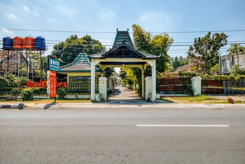 Otel RedDoorz @ Rejowinangun Kota Gede, Yogyakarta, foto