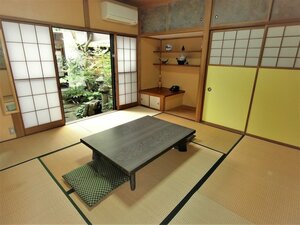 Shirokuma Inn (Toyama Prefecture, Ainokaze Toyama Railway Line), otel  Toyama'dan