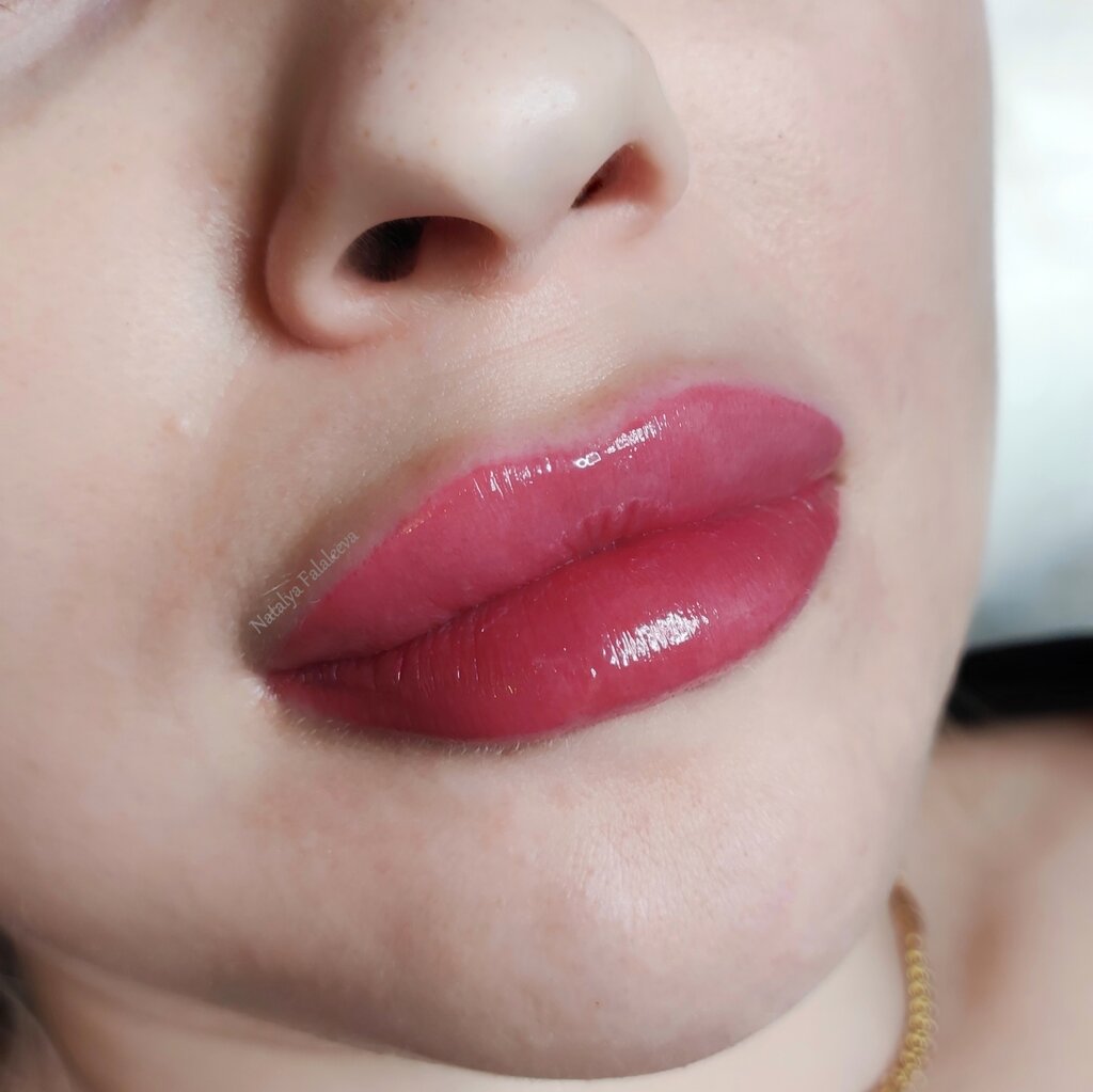 Kaş ve kirpik salonu Studiya brovei i resnits, Moskova, foto