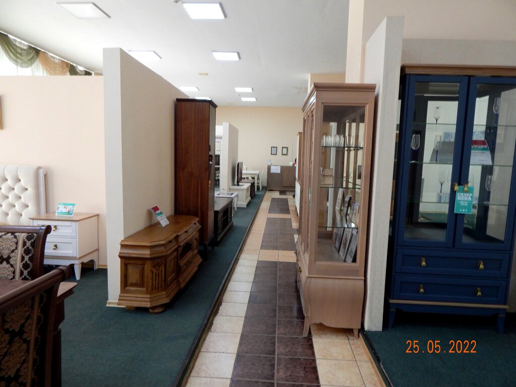 Ahşap endüstrisi Дом мебели, Gomel, foto