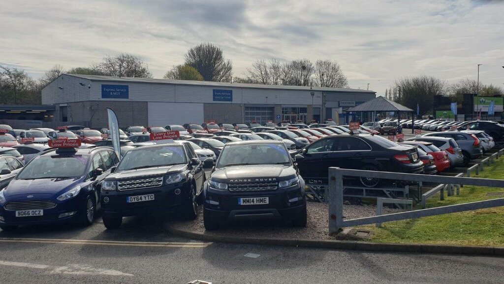 Otomobil parçaları imalatı Ford Service Centre Motherwell, Motherwell, foto