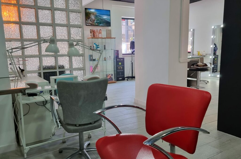 Güzellik salonu Monik Versatile Styles, Valensiya, foto