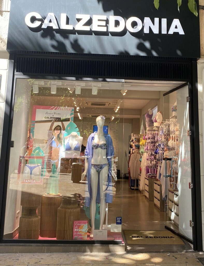 Giyim mağazası Calzedonia, Valensiya, foto
