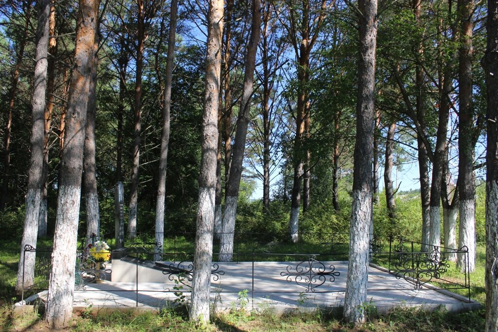 Anıt, heykel Односельчанам, погибшим в годы Великой Отечественной войны, Amursk Bölgesi, foto