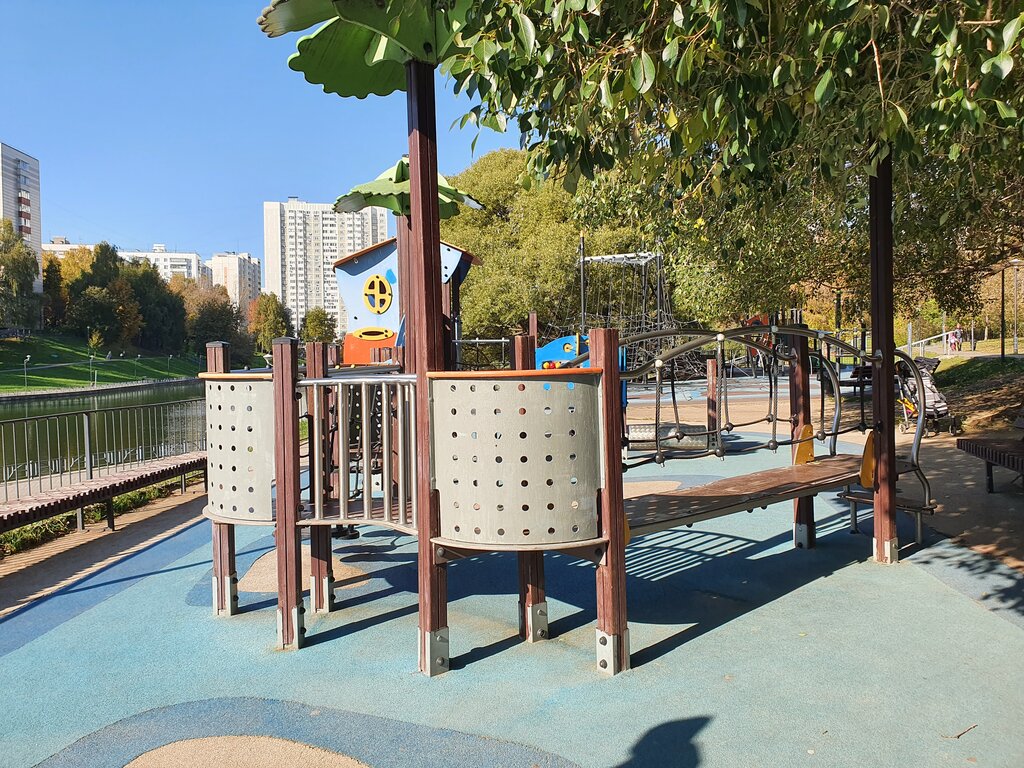 Oyun alanı Playground, Moskova, foto