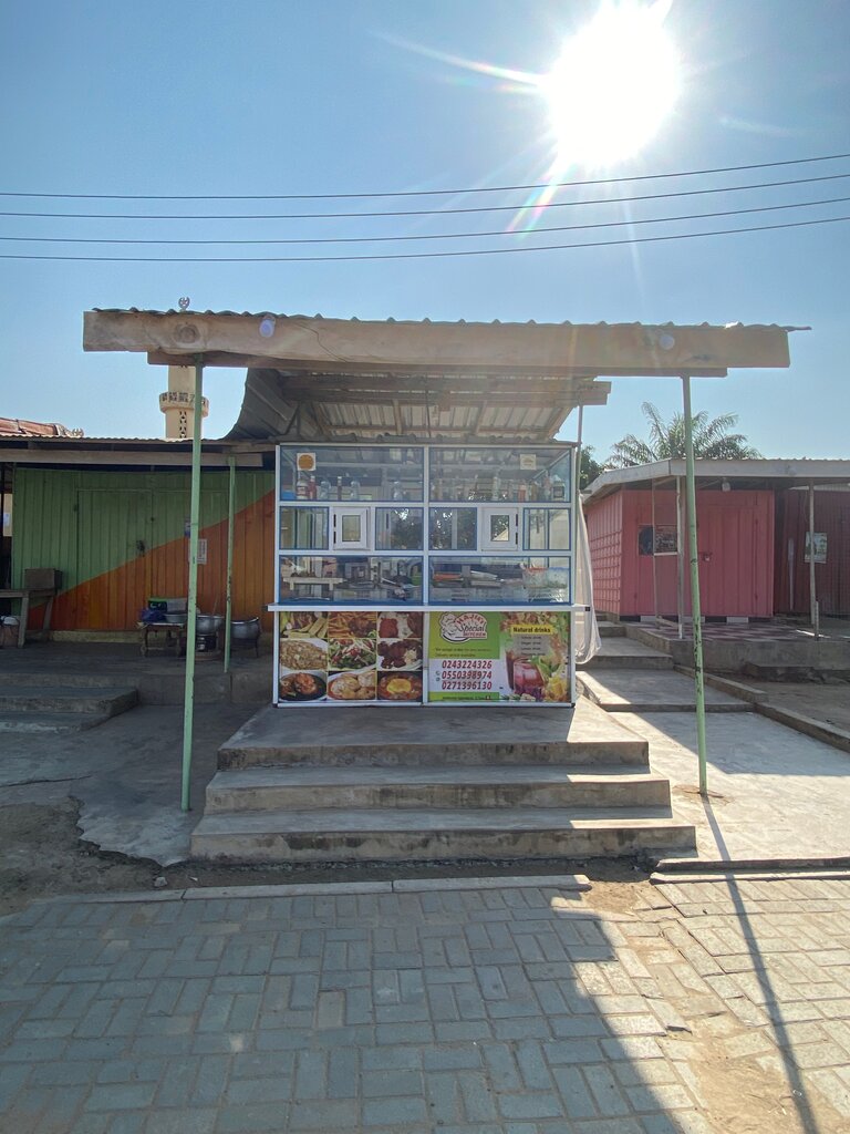 Fast food Hajia’s Special Kitchen, Dünya, foto