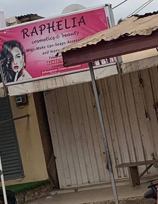 Stil uzmanı, makyöz Raphelia beauty, Dünya, foto