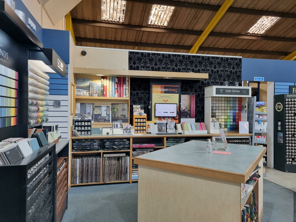 Boya ekipmanları Brewers Decorator Centres, Maidenhead, foto