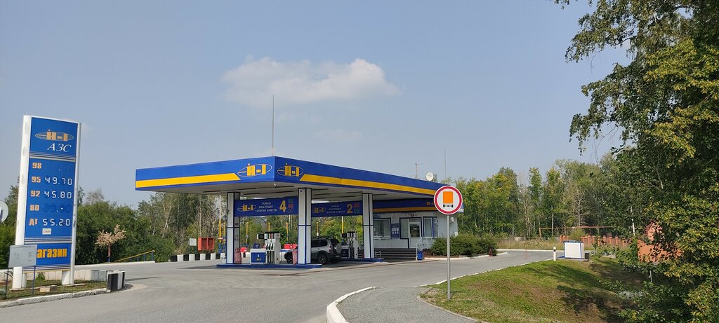Benzin istasyonu N-1, Tiumen, foto