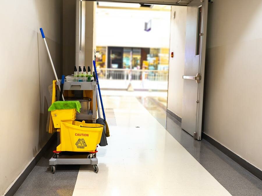 Elektronik ofis ekipmanları tamiri MetroKleen, Inc, Boston, foto