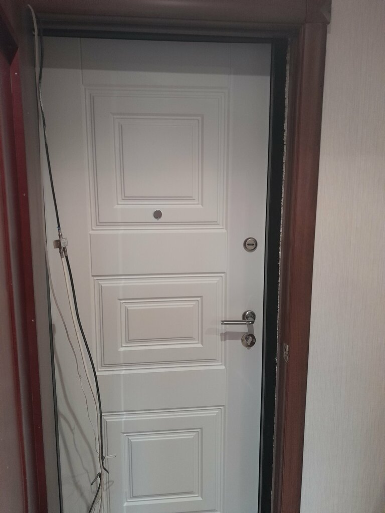 Kapılar ОКНА-ДВЕРИ, Kimry, foto