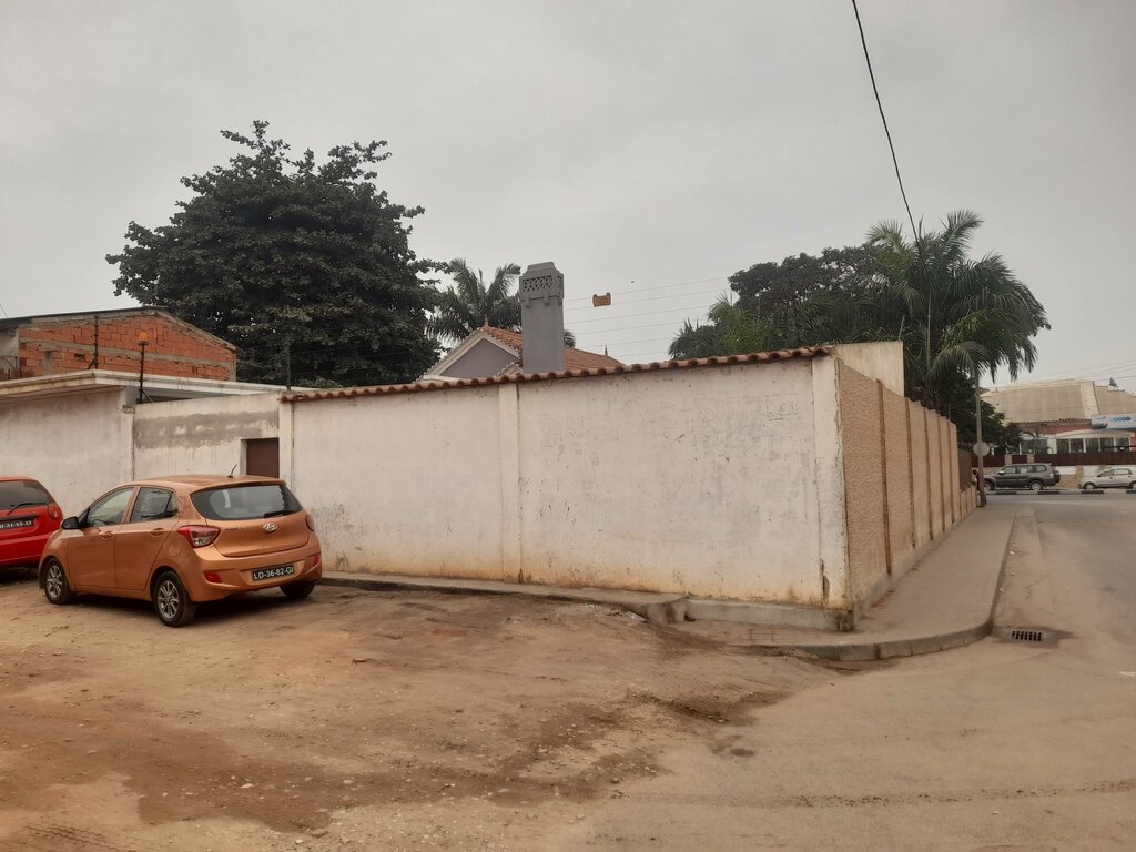 Protestan kilisesi Igreja Evangélica Pentecostal em Angola, Loanda, foto