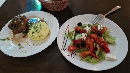 Kafe Traktir, Omskaya oblastı, foto