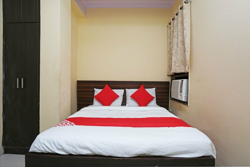 Otel Oyo 37262 Akash Guest House, Delhi, foto
