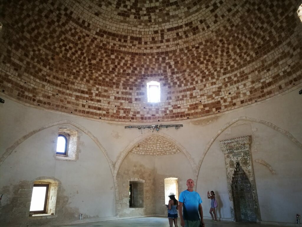 Turistik yerler Mosque of Ibrahim Khan, Resmo (Retimno), foto