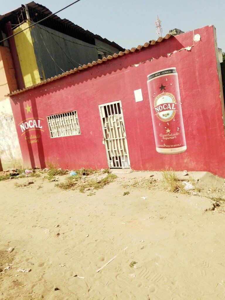 Bira dükkanı Nocal, Loanda, foto