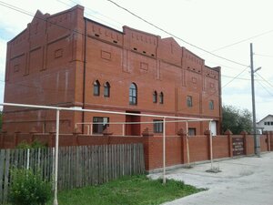 Protestan kilisesi Дом молитвы Церковь христиан веры евангельской, Verhniaya Salda, foto