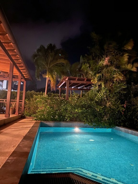 Otel Reflections Guest House, Dünya, foto