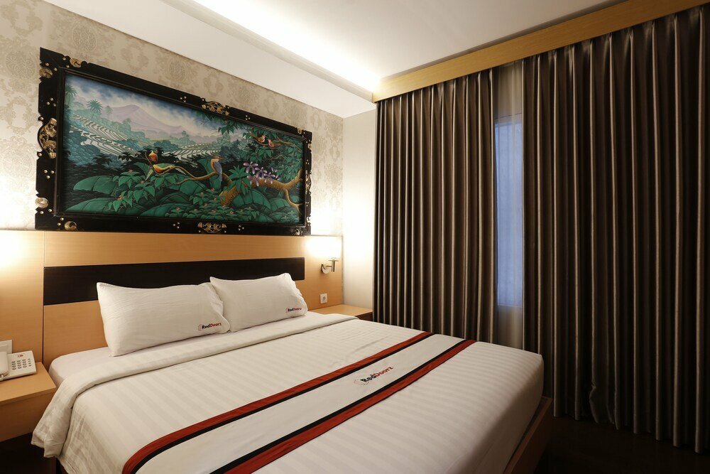 Otel RedDoorz Plus @ Malioboro, Yogyakarta, foto