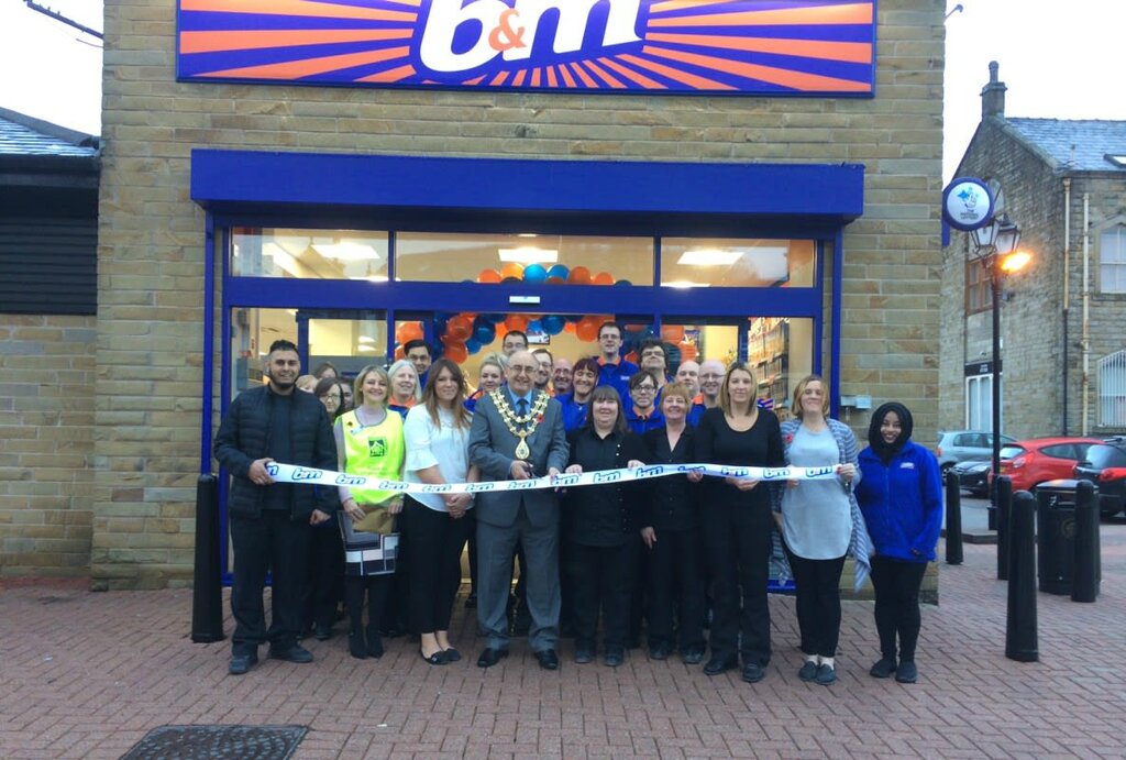 Şans oyunları B&m Store, İngiltere, foto