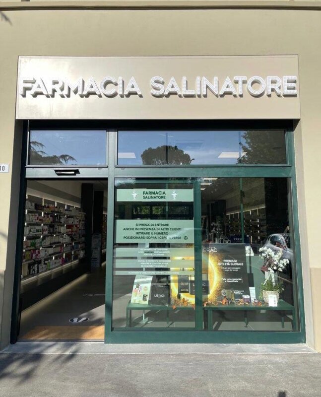 Eczaneler Farmacia Salinatore, Forli, foto